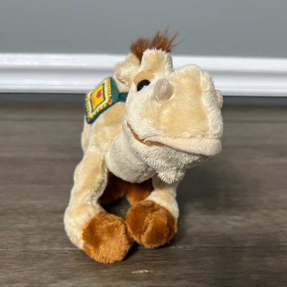 Hunphrey | Toys | Dubai Camel Plush Stuffed Animal Souvenir Toy ...